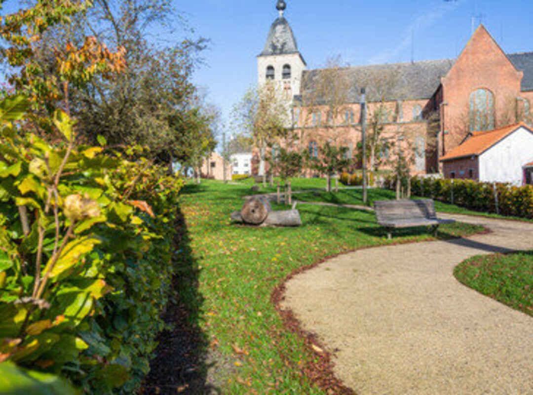 Te koop – Factum Vastgoed